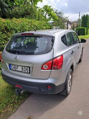 Grey Nissan Qashqai 2007 in Kaunas, with an engine capacity of 2.00 L and mileage of 174 thousand km for 3300 €, photo 5 on AUTOMOTO.COM.LV