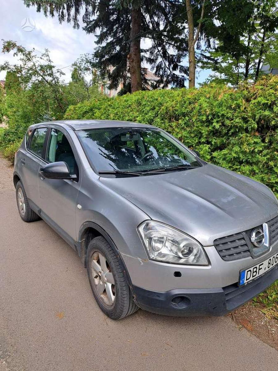 Grey Nissan Qashqai 2007 in Kaunas, with an engine capacity of 2.00 L and mileage of 174 thousand km for 3300 €, photo 6 on AUTOMOTO.COM.LV