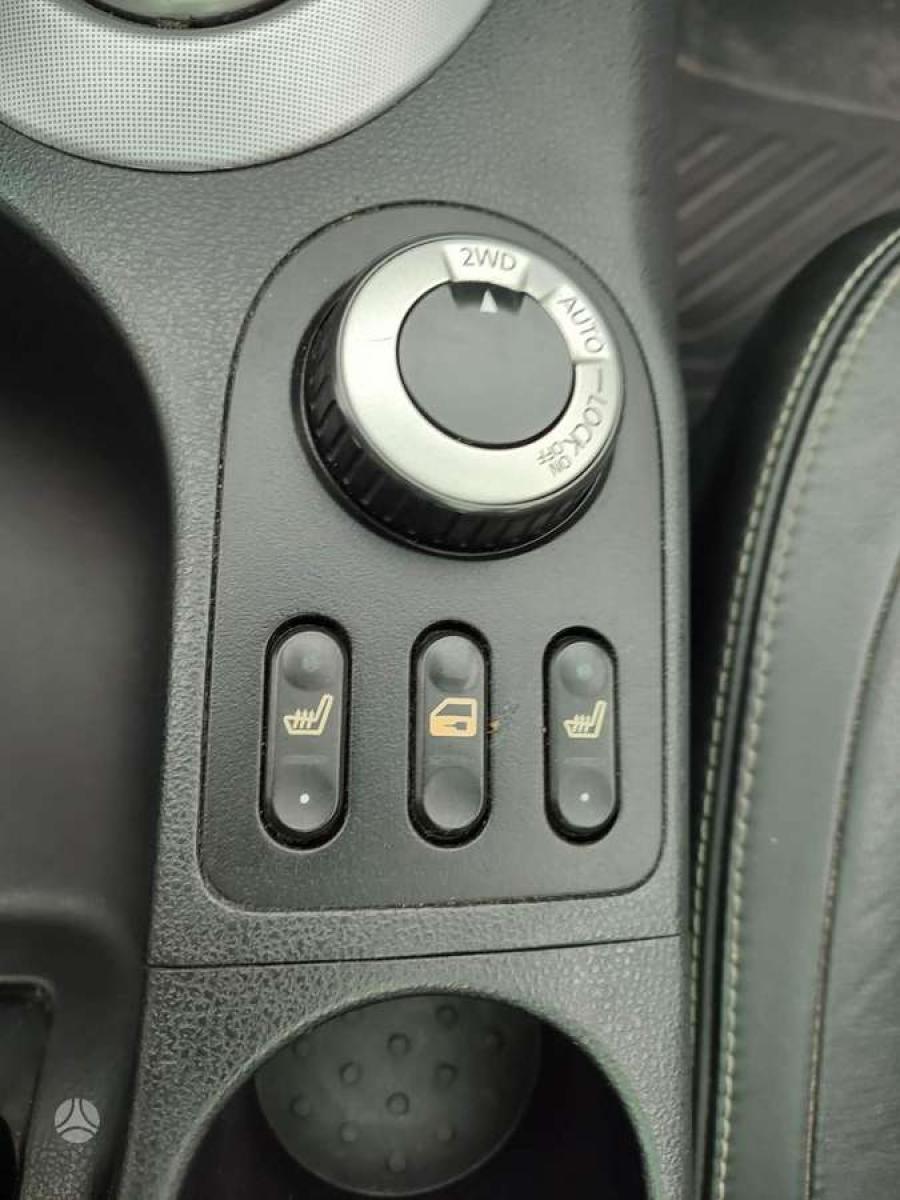 Pelēks Nissan Qashqai 2007 Telšiai, ar dzinēja tilpumu 2.00 L un nobraukumu 239 tūkst. km par 3600 €, foto 12 vietnē AUTOMOTO.COM.LV