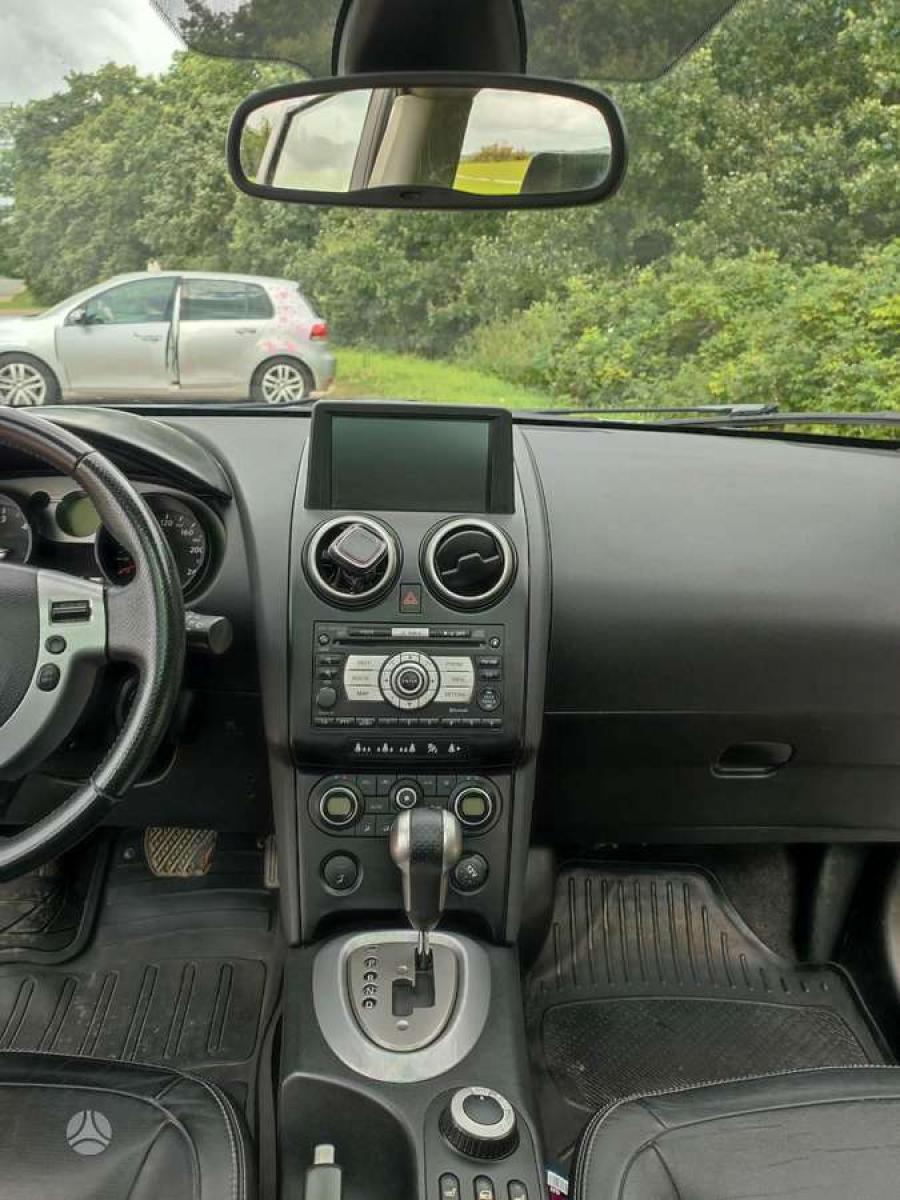 Pelēks Nissan Qashqai 2007 Telšiai, ar dzinēja tilpumu 2.00 L un nobraukumu 239 tūkst. km par 3600 €, foto 15 vietnē AUTOMOTO.COM.LV