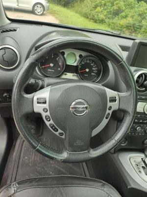 Pelēks Nissan Qashqai 2007 Telšiai, ar dzinēja tilpumu 2.00 L un nobraukumu 239 tūkst. km par 3600 €, foto 18 vietnē AUTOMOTO.COM.LV