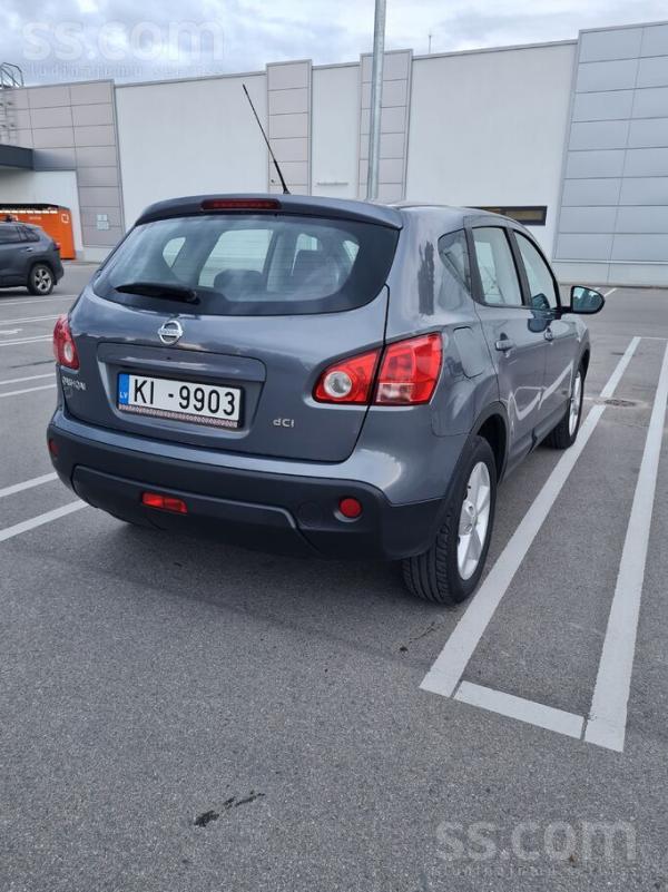 Pelēks Nissan Qashqai 2007 Rīga, ar dzinēja tilpumu 2.00 L un nobraukumu 236 tūkst. km par 3900 €, foto 5 vietnē AUTOMOTO.COM.LV