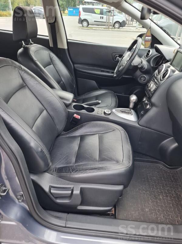 Pelēks Nissan Qashqai 2007 Rīga, ar dzinēja tilpumu 2.00 L un nobraukumu 236 tūkst. km par 3900 €, foto 10 vietnē AUTOMOTO.COM.LV