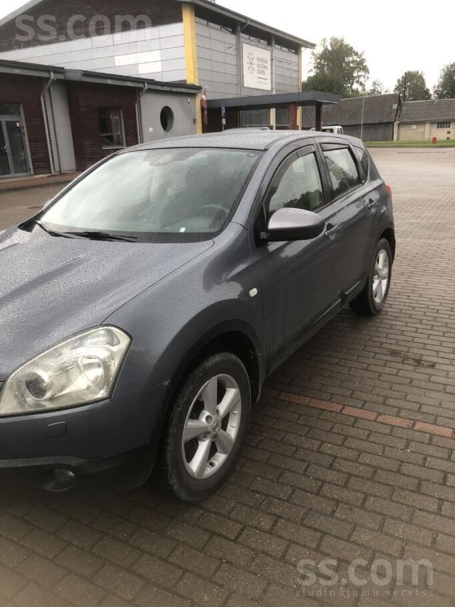 Pelēks Nissan Qashqai 2007 Kuldīga, ar dzinēja tilpumu 2.00 L un nobraukumu 264 tūkst. km par 3000 €, foto 3 vietnē AUTOMOTO.COM.LV