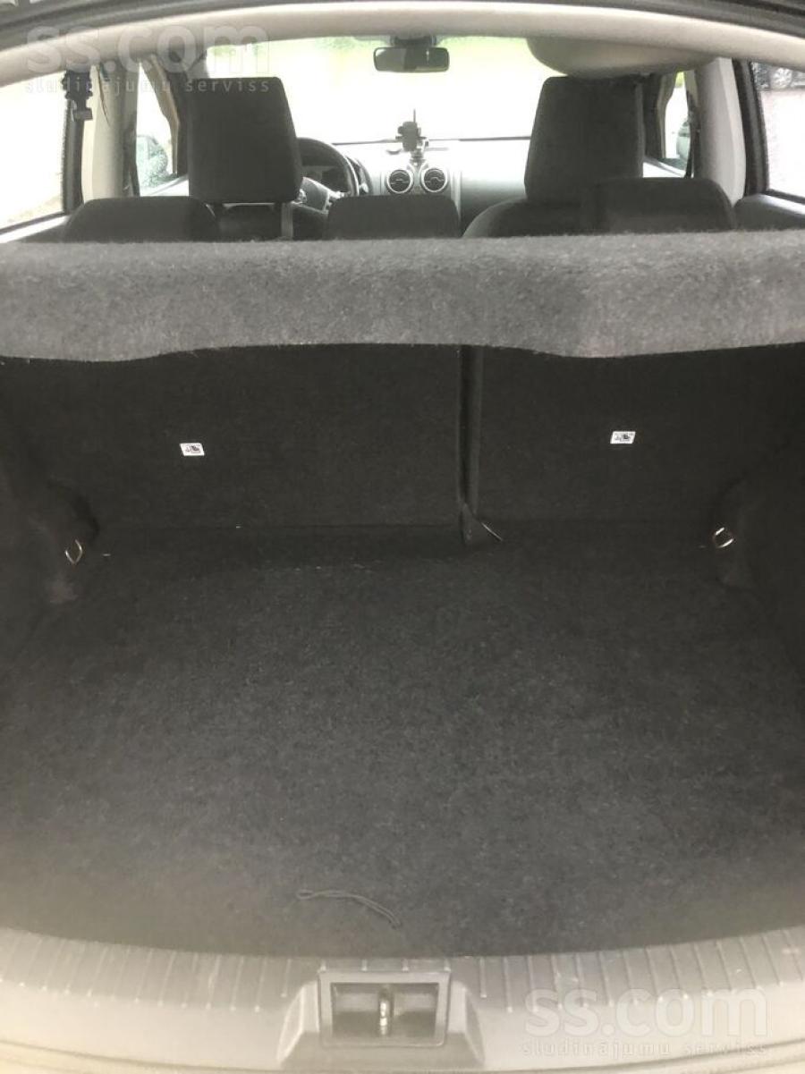 Pelēks Nissan Qashqai 2007 Kuldīga, ar dzinēja tilpumu 2.00 L un nobraukumu 264 tūkst. km par 3000 €, foto 6 vietnē AUTOMOTO.COM.LV