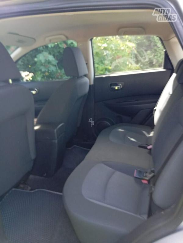 Pelēks Nissan Qashqai 2007 Marijampole, ar dzinēja tilpumu 2.00 L un nobraukumu 235 tūkst. km par 2800 €, foto 1 vietnē AUTOMOTO.COM.LV