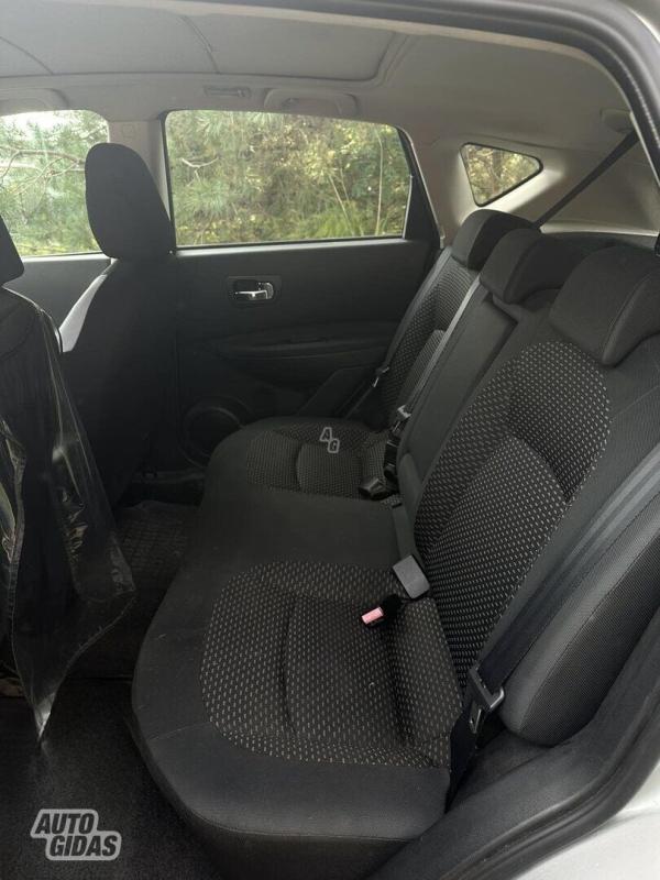 Pelēks Nissan Qashqai 2007 Kauņa, ar dzinēja tilpumu 2.00 L un nobraukumu 232 tūkst. km par 3250 €, foto 6 vietnē AUTOMOTO.COM.LV