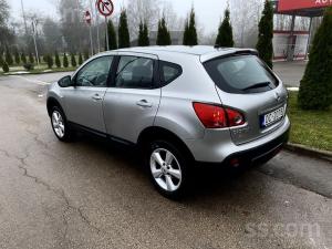 Grey Nissan Qashqai 2008 in Jekabpils, with an engine capacity of 1.50 L and mileage of 155 thousand km for 4600 €, photo 3 on AUTOMOTO.COM.LV