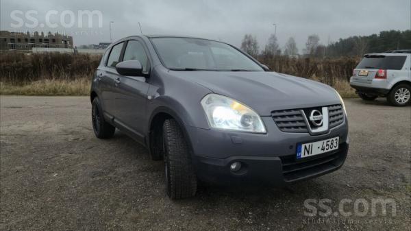 Pelēks Nissan Qashqai 2008 Rīga, ar dzinēja tilpumu 2.00 L un nobraukumu 337 tūkst. km par 4300 €, foto 1 vietnē AUTOMOTO.COM.LV