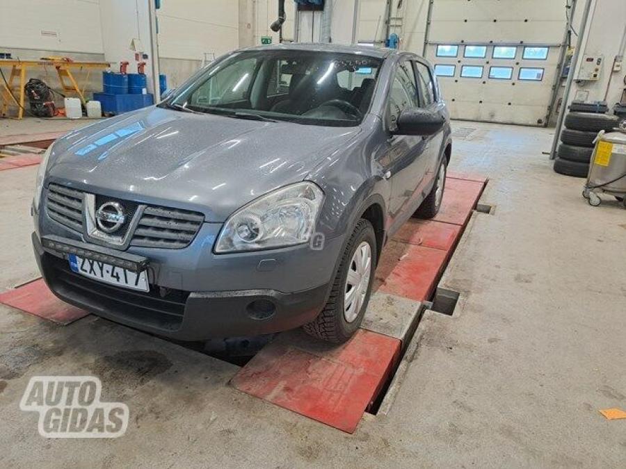 Grey Nissan Qashqai 2008 in Kaunas, with an engine capacity of 2.00 L and mileage of 253 thousand km for 3599 €, photo 1 on AUTOMOTO.COM.LV