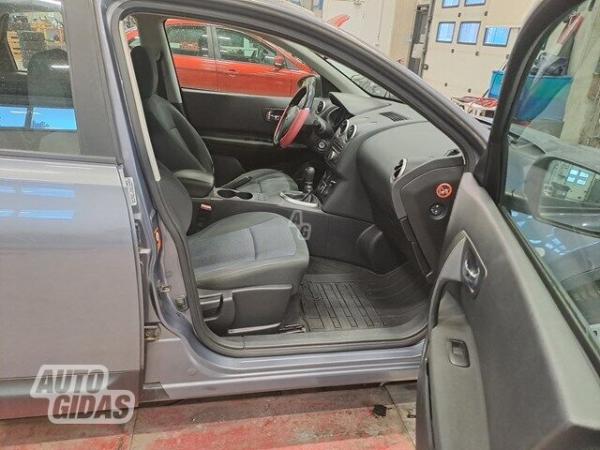 Pelēks Nissan Qashqai 2008 Kauņa, ar dzinēja tilpumu 2.00 L un nobraukumu 253 tūkst. km par 3599 €, foto 7 vietnē AUTOMOTO.COM.LV