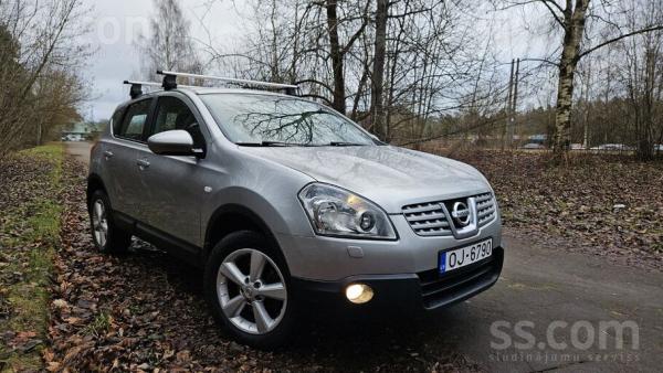Grey Nissan Qashqai 2008 in Riga, with an engine capacity of 2.00 L and mileage of 101 thousand km for 4500 €, photo 1 on AUTOMOTO.COM.LV