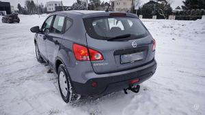 Pelēks Nissan Qashqai 2008 Kauņa, ar dzinēja tilpumu 2.00 L un nobraukumu 255 tūkst. km par 3550 €, foto 4 vietnē AUTOMOTO.COM.LV