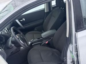 Pelēks Nissan Qashqai 2008 Rīga, ar dzinēja tilpumu 2.00 L un nobraukumu 170 tūkst. km par 4400 €, foto 8 vietnē AUTOMOTO.COM.LV