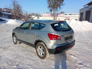Pelēks Nissan Qashqai 2008 Alīta, ar dzinēja tilpumu 1.46 L un nobraukumu 257 tūkst. km par 3500 €, foto 8 vietnē AUTOMOTO.COM.LV