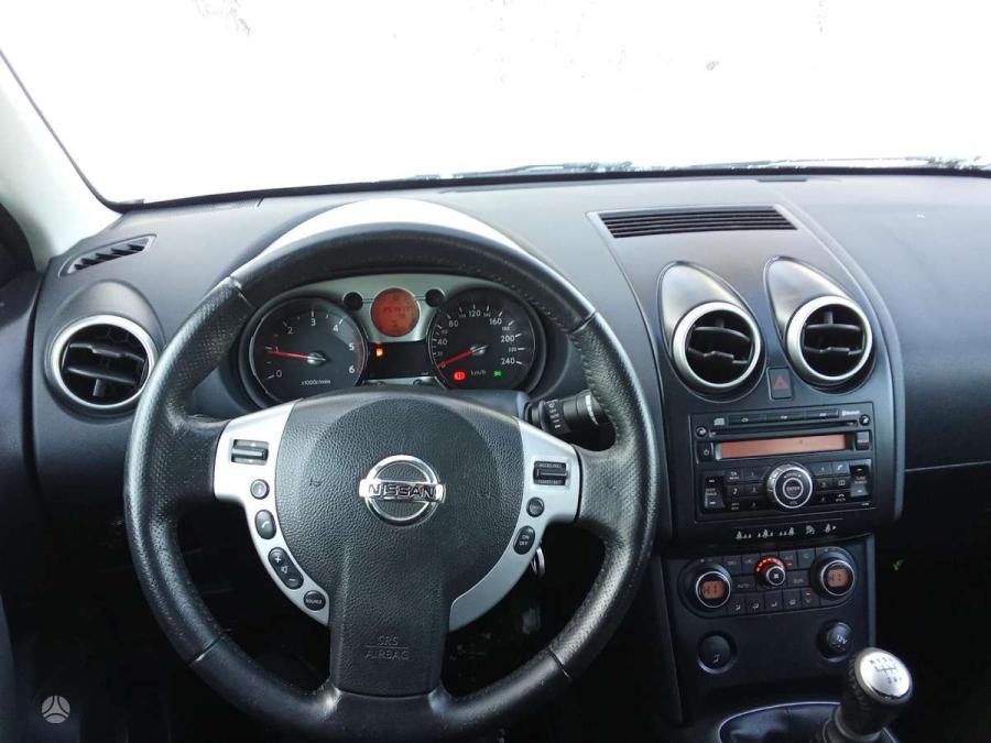 Pelēks Nissan Qashqai 2008 Alīta, ar dzinēja tilpumu 1.46 L un nobraukumu 257 tūkst. km par 3500 €, foto 20 vietnē AUTOMOTO.COM.LV