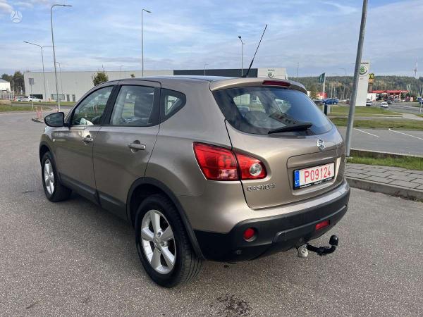 Grey Nissan Qashqai 2008 in Vilnius, with an engine capacity of 2.00 L and mileage of 188 thousand km for 4950 €, photo 6 on AUTOMOTO.COM.LV