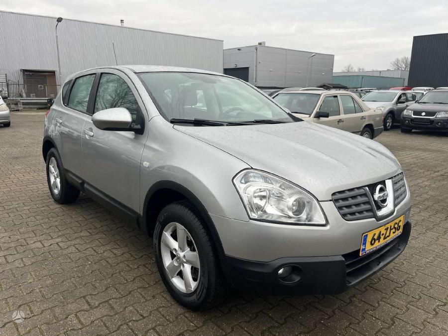 Pelēks Nissan Qashqai 2008 Viļņa, ar dzinēja tilpumu 2.00 L un nobraukumu 256 tūkst. km par 5350 €, foto 32 vietnē AUTOMOTO.COM.LV