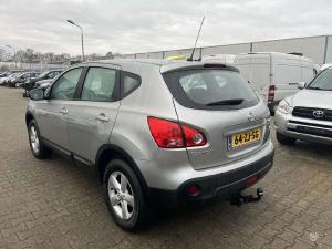 Pelēks Nissan Qashqai 2008 Viļņa, ar dzinēja tilpumu 2.00 L un nobraukumu 256 tūkst. km par 5350 €, foto 36 vietnē AUTOMOTO.COM.LV