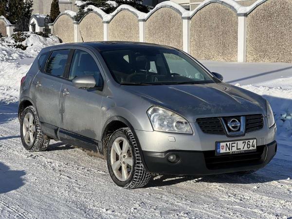 Grey Nissan Qashqai 2008 in Radviliskis, with an engine capacity of 2.00 L and mileage of 330 thousand km for 2800 €, photo 7 on AUTOMOTO.COM.LV