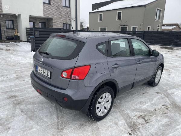 Grey Nissan Qashqai 2008 in Vilnius, with an engine capacity of 2.00 L and mileage of 207 thousand km for 1999 €, photo 7 on AUTOMOTO.COM.LV