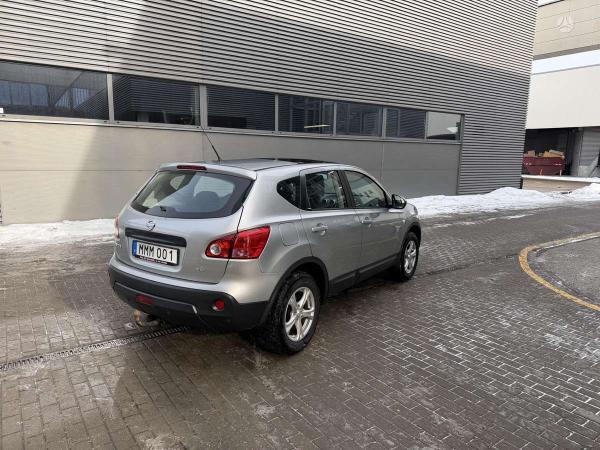 Pelēks Nissan Qashqai 2008 Viļņa, ar dzinēja tilpumu 2.00 L un nobraukumu 299 tūkst. km par 3750 €, foto 7 vietnē AUTOMOTO.COM.LV