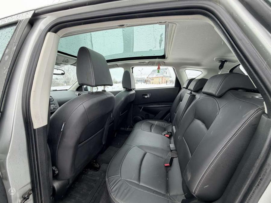 Pelēks Nissan Qashqai 2008 Utena, ar dzinēja tilpumu 2.00 L un nobraukumu 185 tūkst. km par 3950 €, foto 13 vietnē AUTOMOTO.COM.LV
