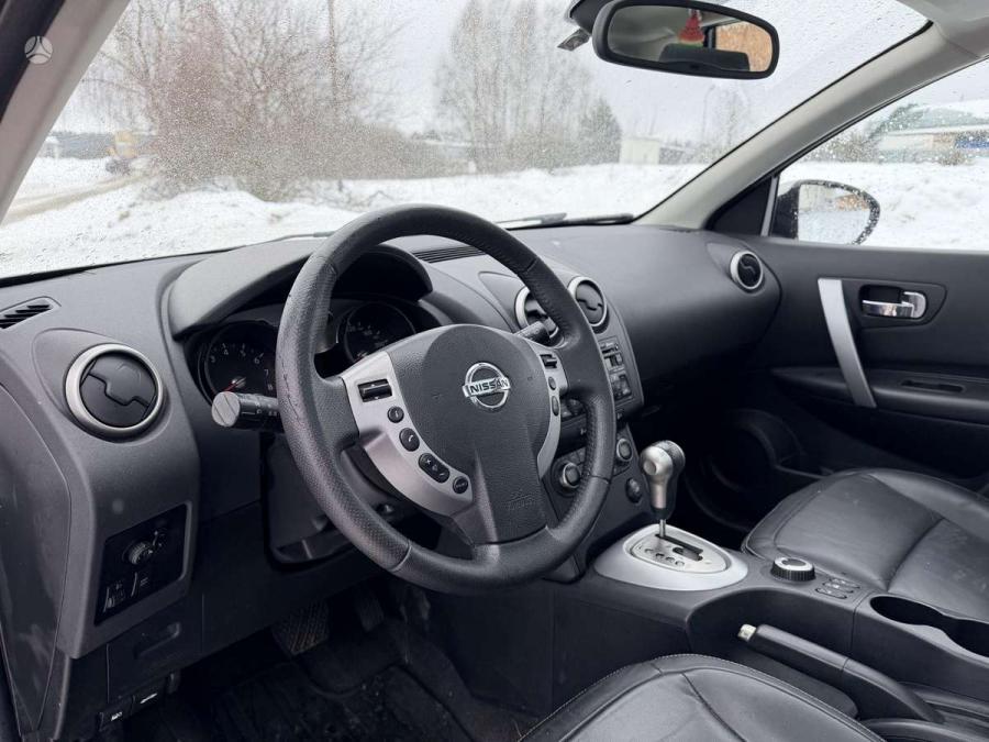 Pelēks Nissan Qashqai 2008 Utena, ar dzinēja tilpumu 2.00 L un nobraukumu 185 tūkst. km par 3950 €, foto 16 vietnē AUTOMOTO.COM.LV