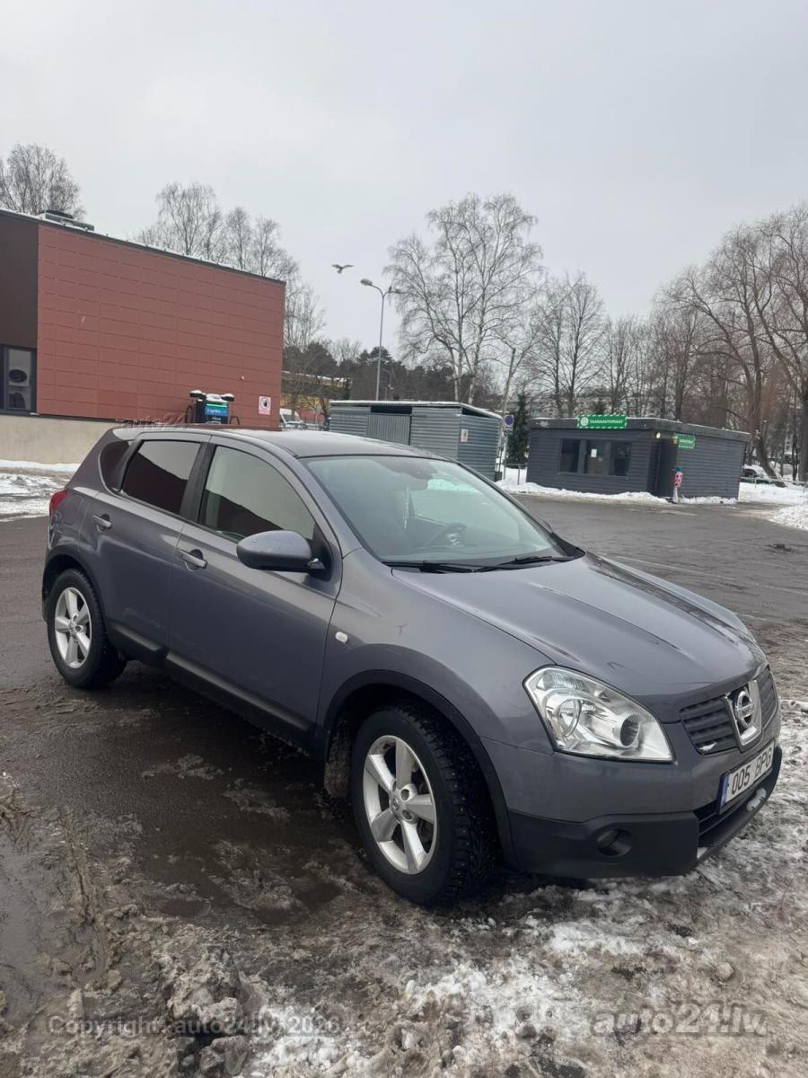 Pelēks Nissan Qashqai 2008 Tallina, ar dzinēja tilpumu 1.50 L un nobraukumu 245 tūkst. km par 3750 €, foto 3 vietnē AUTOMOTO.COM.LV