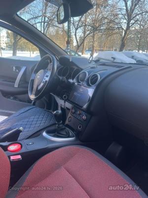 Pelēks Nissan Qashqai 2008 Tallina, ar dzinēja tilpumu 1.50 L un nobraukumu 245 tūkst. km par 3750 €, foto 6 vietnē AUTOMOTO.COM.LV