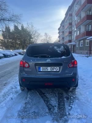 Pelēks Nissan Qashqai 2008 Tallina, ar dzinēja tilpumu 1.50 L un nobraukumu 245 tūkst. km par 3750 €, foto 9 vietnē AUTOMOTO.COM.LV