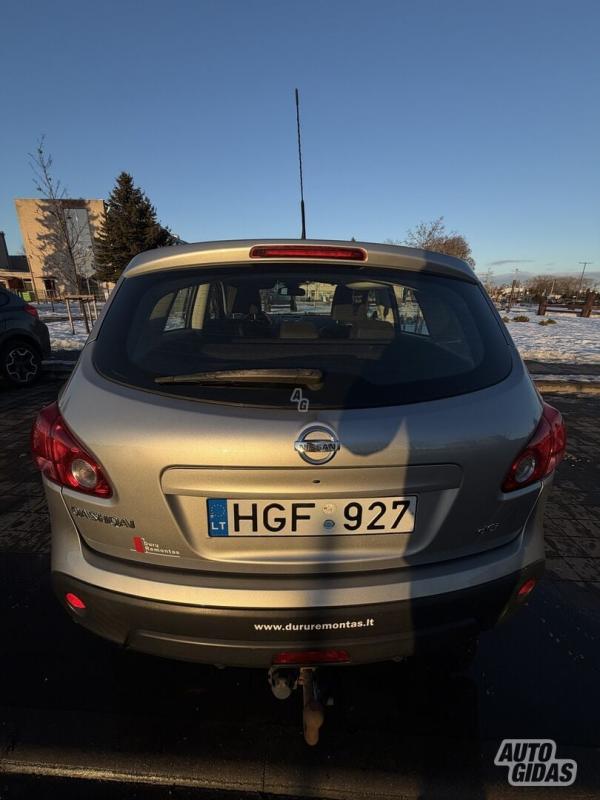 Pelēks Nissan Qashqai 2008 Kauņa, ar dzinēja tilpumu 1.50 L un nobraukumu 255 tūkst. km par 2800 €, foto 3 vietnē AUTOMOTO.COM.LV