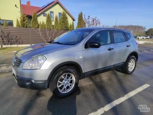 Grey Nissan Qashqai 2008 in Kretinga, with an engine capacity of 1.50 L and mileage of 226 thousand km for 2350 €, photo 3 on AUTOMOTO.COM.LV