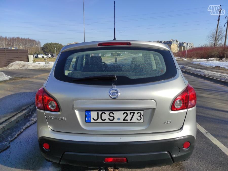 Grey Nissan Qashqai 2008 in Kretinga, with an engine capacity of 1.50 L and mileage of 226 thousand km for 2350 €, photo 5 on AUTOMOTO.COM.LV