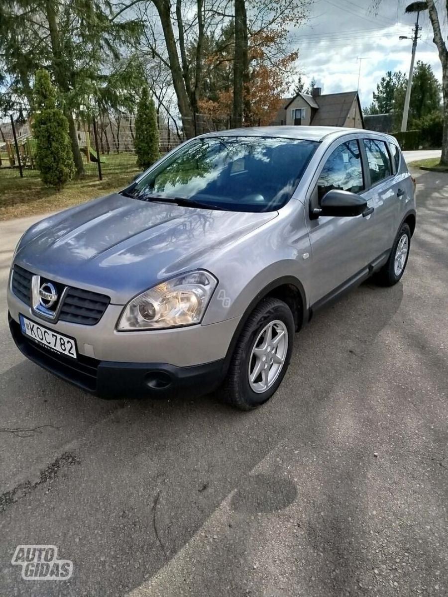 Pelēks Nissan Qashqai 2008 Vilkaviškis, ar dzinēja tilpumu 1.50 L un nobraukumu 294 tūkst. km par 2400 €, foto 1 vietnē AUTOMOTO.COM.LV