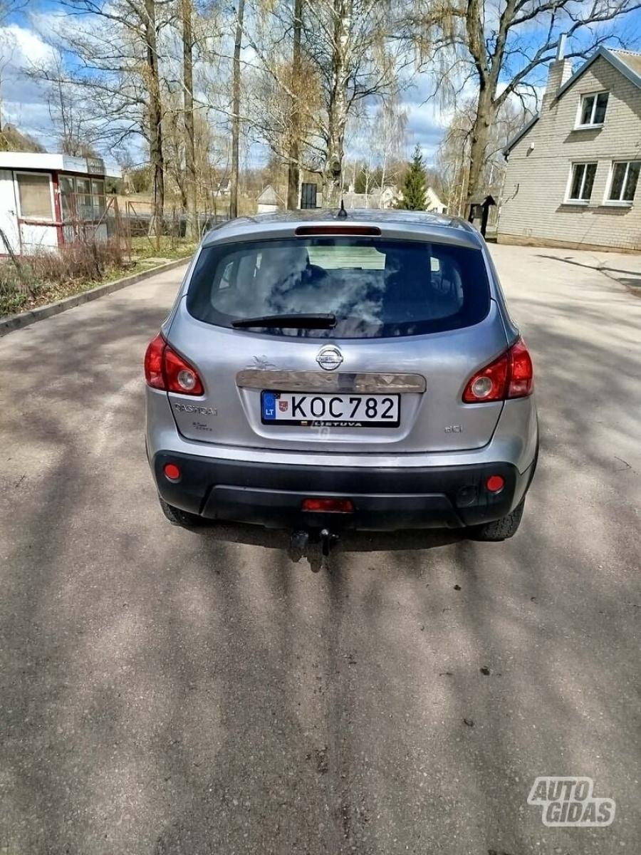 Pelēks Nissan Qashqai 2008 Vilkaviškis, ar dzinēja tilpumu 1.50 L un nobraukumu 294 tūkst. km par 2400 €, foto 8 vietnē AUTOMOTO.COM.LV
