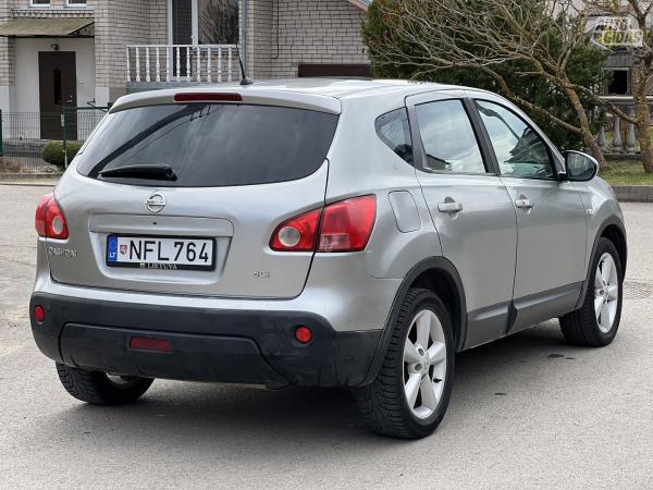 Grey Nissan Qashqai 2008 in Radviliskis, with an engine capacity of 2.00 L and mileage of 330 thousand km for 2900 €, photo 5 on AUTOMOTO.COM.LV