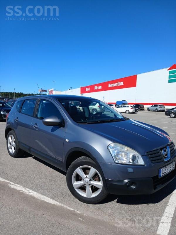 Grey Nissan Qashqai 2008 in Riga, with an engine capacity of 1.50 L and mileage of 263 thousand km for 3100 €, photo 1 on AUTOMOTO.COM.LV