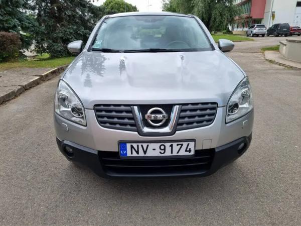 Pelēks Nissan Qashqai 2008 Jēkabpils, ar dzinēja tilpumu 2.00 L un nobraukumu 191 tūkst. km par 6150 €, foto 3 vietnē AUTOMOTO.COM.LV