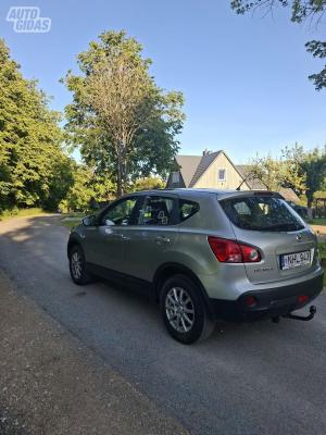 Grey Nissan Qashqai 2008 in Anyksciai, with an engine capacity of 1.50 L and mileage of 292 thousand km for 3300 €, photo 11 on AUTOMOTO.COM.LV