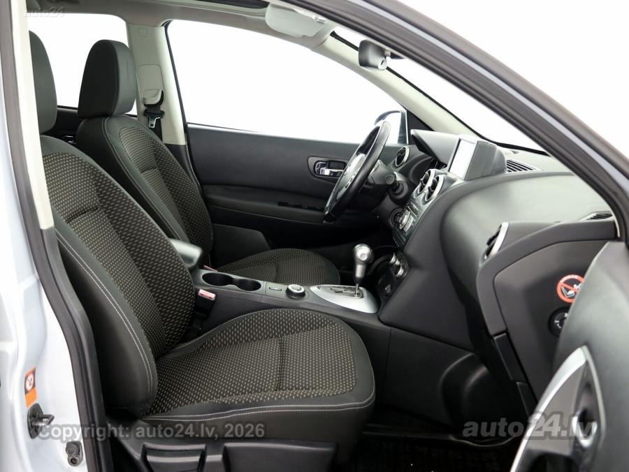 Pelēks Nissan Qashqai 2008 Tallina, ar dzinēja tilpumu 2.00 L un nobraukumu 256 tūkst. km par 2999 €, foto 7 vietnē AUTOMOTO.COM.LV
