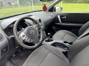Pelēks Nissan Qashqai 2008 Vilkaviškis, ar dzinēja tilpumu 2.00 L un nobraukumu 290 tūkst. km par 2800 €, foto 9 vietnē AUTOMOTO.COM.LV