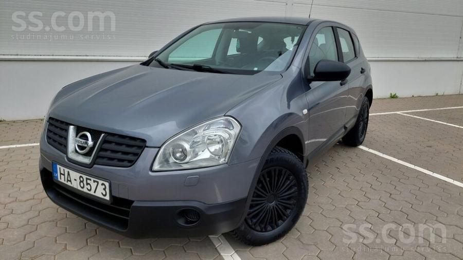 Grey Nissan Qashqai 2008 in Riga, with an engine capacity of 2.00 L and mileage of 205 thousand km for 3600 €, photo 3 on AUTOMOTO.COM.LV