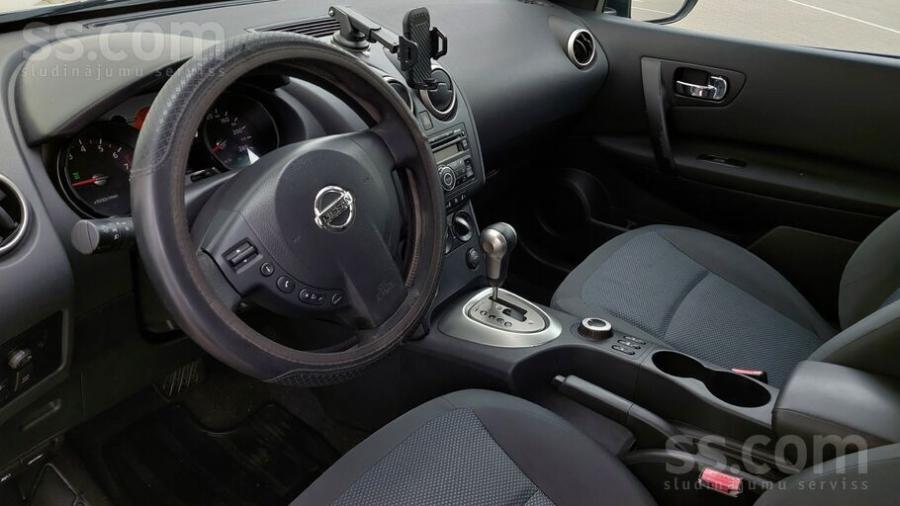 Grey Nissan Qashqai 2008 in Riga, with an engine capacity of 2.00 L and mileage of 205 thousand km for 3600 €, photo 4 on AUTOMOTO.COM.LV