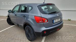 Grey Nissan Qashqai 2008 in Riga, with an engine capacity of 2.00 L and mileage of 205 thousand km for 3600 €, photo 7 on AUTOMOTO.COM.LV