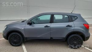 Grey Nissan Qashqai 2008 in Riga, with an engine capacity of 2.00 L and mileage of 205 thousand km for 3600 €, photo 11 on AUTOMOTO.COM.LV