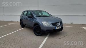 Grey Nissan Qashqai 2008 in Riga, with an engine capacity of 2.00 L and mileage of 205 thousand km for 3600 €, photo 18 on AUTOMOTO.COM.LV