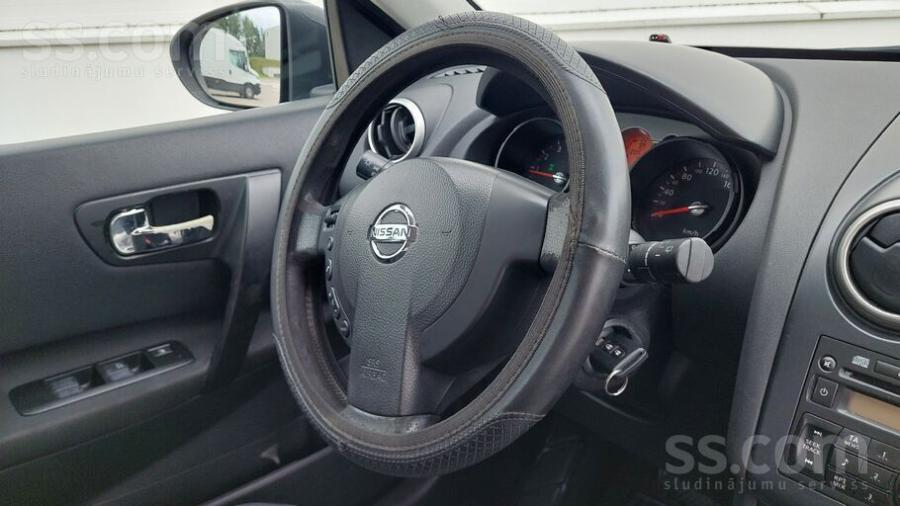 Grey Nissan Qashqai 2008 in Riga, with an engine capacity of 2.00 L and mileage of 205 thousand km for 3600 €, photo 20 on AUTOMOTO.COM.LV