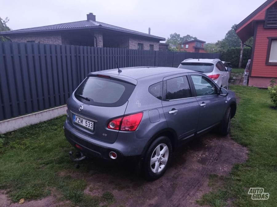 Grey Nissan Qashqai 2008 in Plunge, with an engine capacity of 1.50 L and mileage of 230 thousand km for 3600 €, photo 5 on AUTOMOTO.COM.LV