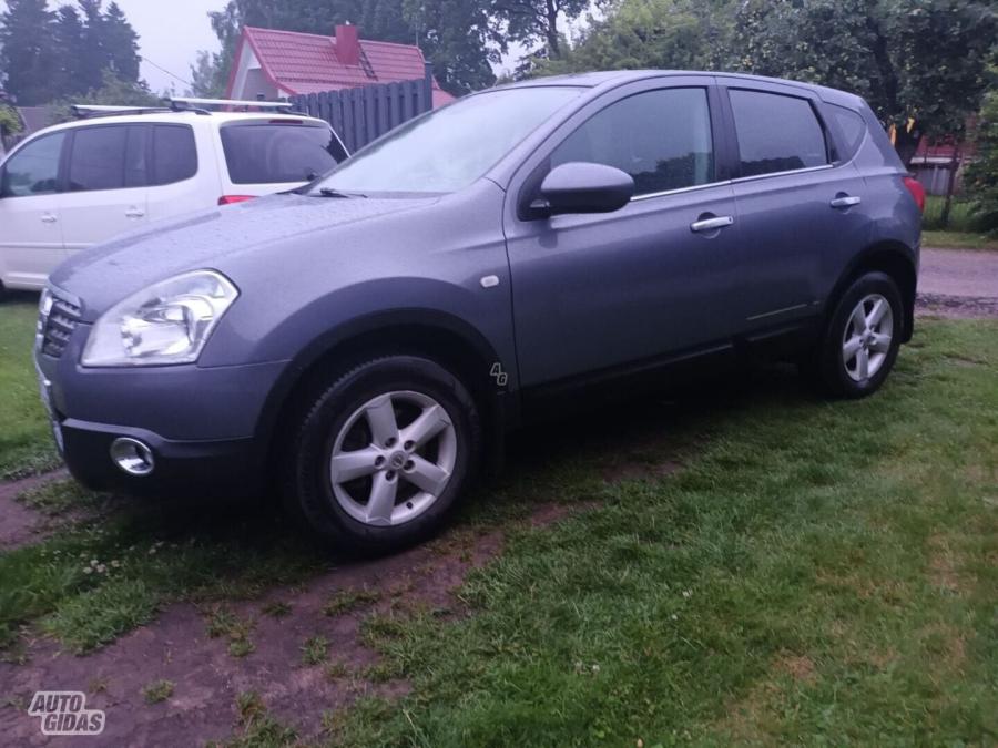 Grey Nissan Qashqai 2008 in Plunge, with an engine capacity of 1.50 L and mileage of 230 thousand km for 3600 €, photo 6 on AUTOMOTO.COM.LV